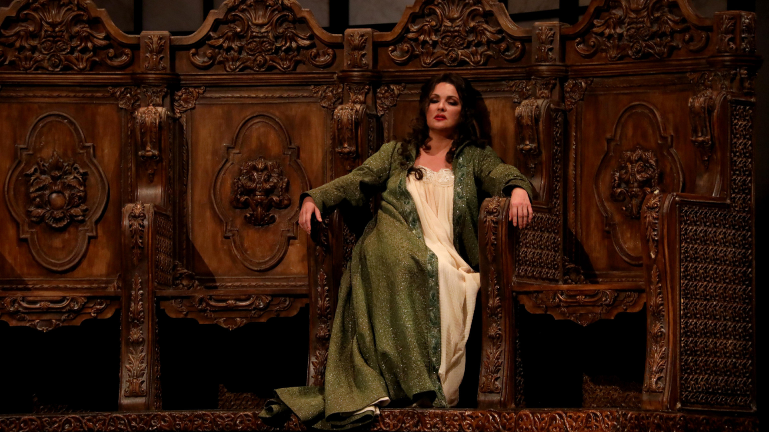 La prima del "Don Carlo" alla scala - Radio Popolare