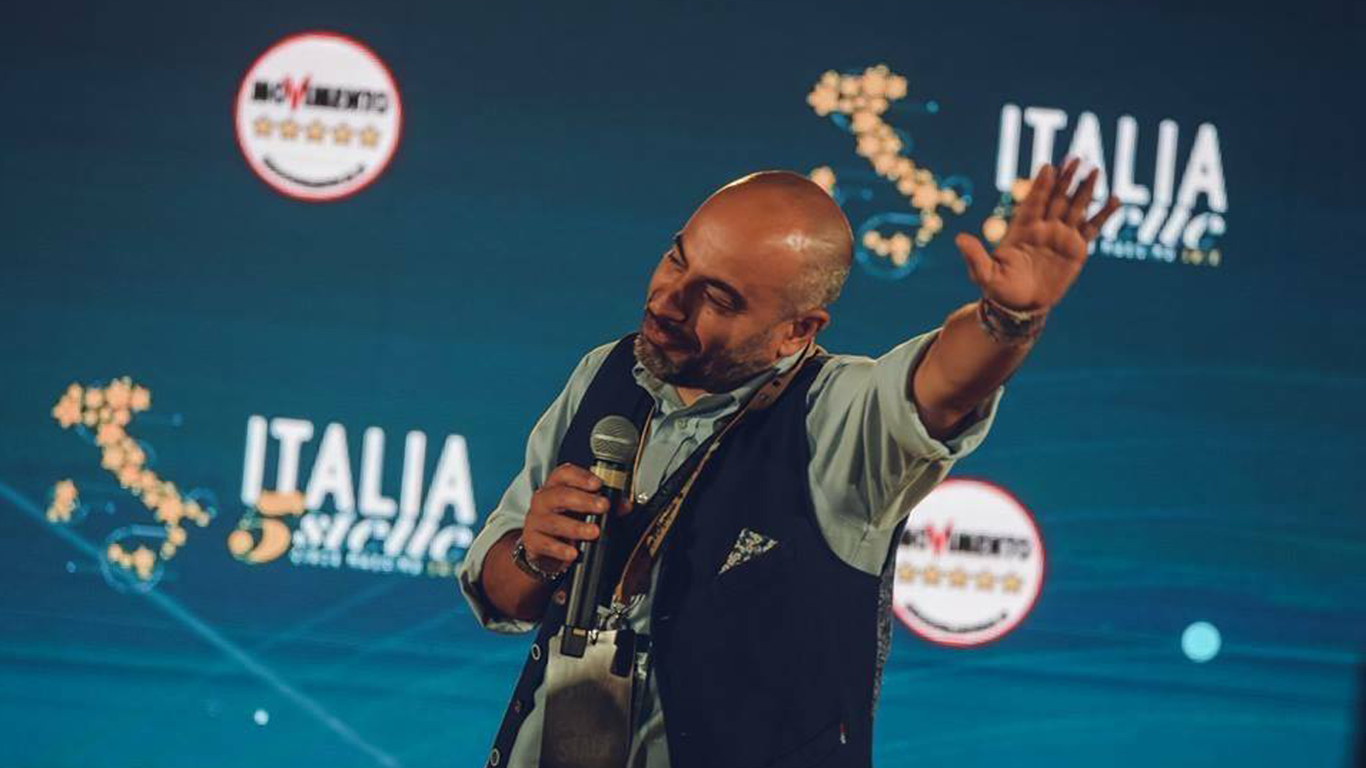 Sul caso Paragone potrebbe cadere il governo | Radio Popolare